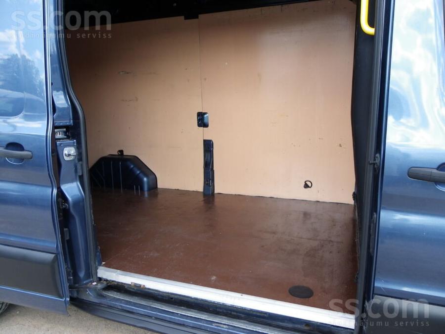 Blue Ford Transit 2019 in Valka, with an engine capacity of 2.00 L and mileage of 146 thousand km for 12700 €, photo 18 on AUTOMOTO.COM.LV