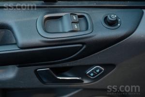 Zils Ford Transit 2022 Rīga, ar dzinēja tilpumu 2.00 L un nobraukumu 84 tūkst. km par 23990 €, foto 20 vietnē AUTOMOTO.COM.LV