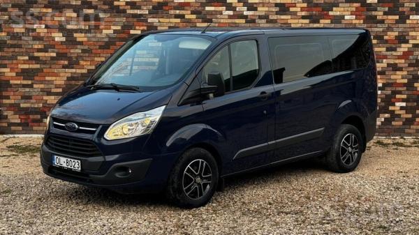 Zils Ford Transit 2015 Rīga, ar dzinēja tilpumu 2.20 L un nobraukumu 130 tūkst. km par 13000 €, foto 1 vietnē AUTOMOTO.COM.LV