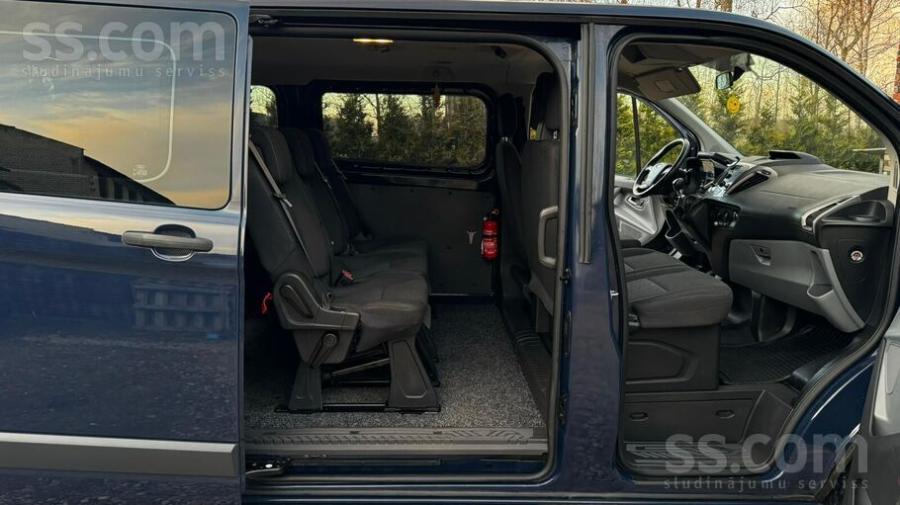 Zils Ford Transit 2015 Rīga, ar dzinēja tilpumu 2.20 L un nobraukumu 130 tūkst. km par 13000 €, foto 5 vietnē AUTOMOTO.COM.LV