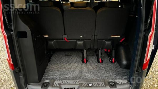 Zils Ford Transit 2015 Rīga, ar dzinēja tilpumu 2.20 L un nobraukumu 130 tūkst. km par 13000 €, foto 6 vietnē AUTOMOTO.COM.LV