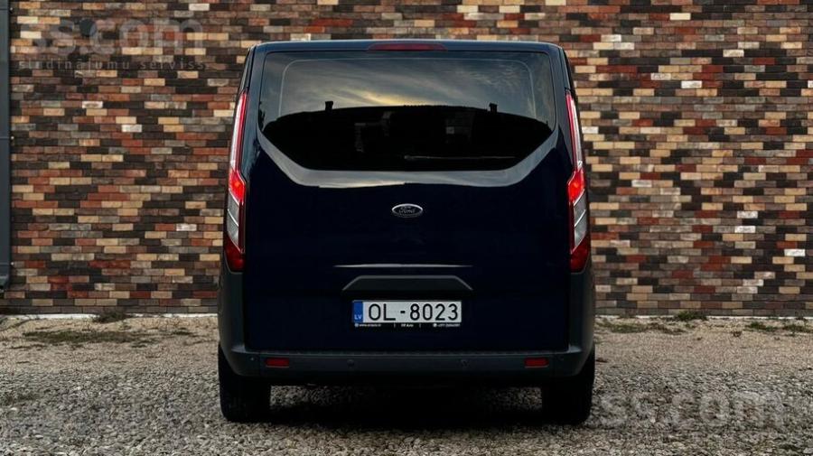 Zils Ford Transit 2015 Rīga, ar dzinēja tilpumu 2.20 L un nobraukumu 130 tūkst. km par 13000 €, foto 18 vietnē AUTOMOTO.COM.LV