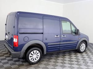 Blue Ford Transit 2007 in Tallinn, with an engine capacity of 1.80 L and mileage of 328 thousand km for 799 €, photo 3 on AUTOMOTO.COM.LV