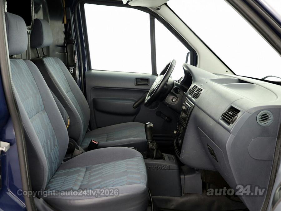 Blue Ford Transit 2007 in Tallinn, with an engine capacity of 1.80 L and mileage of 328 thousand km for 799 €, photo 6 on AUTOMOTO.COM.LV