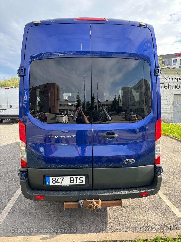 Zils Ford Transit 2017 Tallina, ar dzinēja tilpumu 2.00 L un nobraukumu 308 tūkst. km par 11990 €, foto 4 vietnē AUTOMOTO.COM.LV