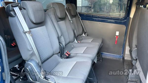 Blue Ford Transit 2019 in Tallinn, with an engine capacity of 0.00 L and mileage of 205 thousand km for 19500 €, photo 8 on AUTOMOTO.COM.LV