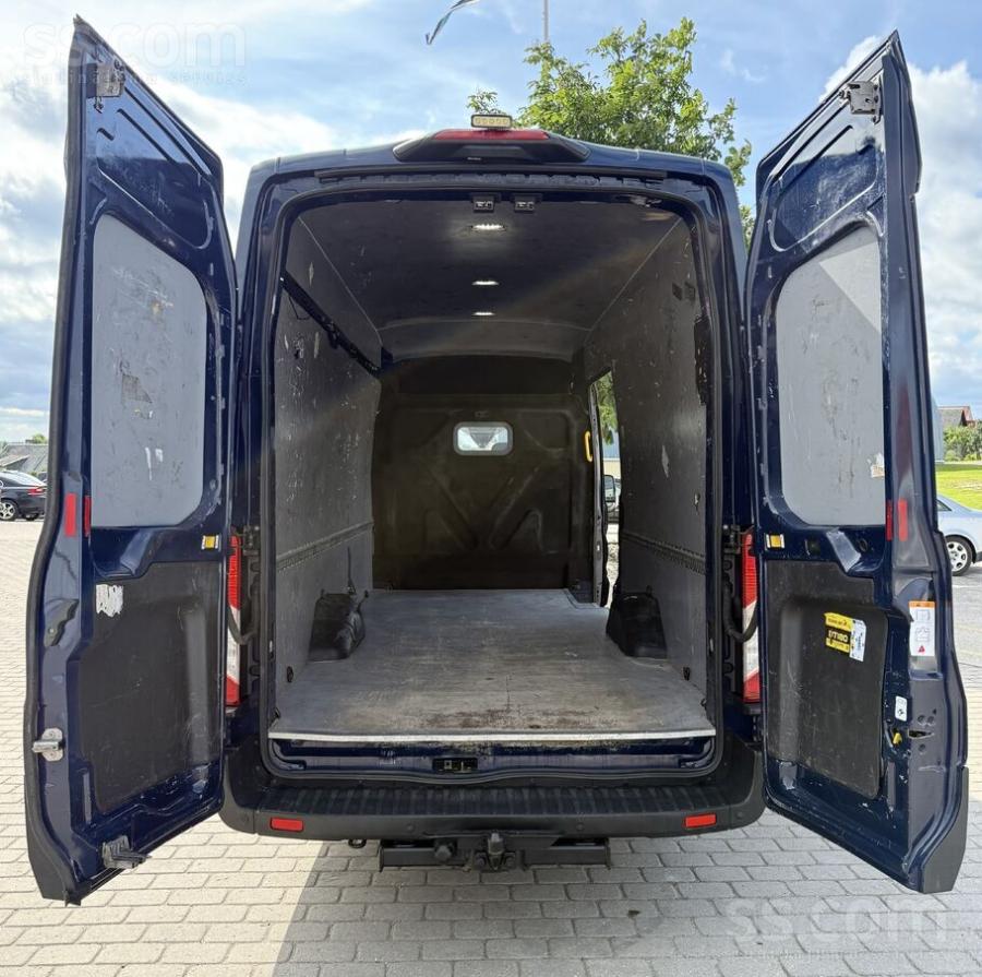Blue Ford Transit 2020 in Valka, with an engine capacity of 2.00 L and mileage of 263 thousand km for 11999 €, photo 16 on AUTOMOTO.COM.LV