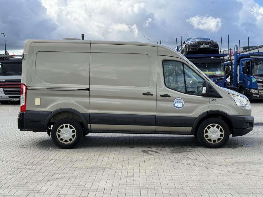 Brown Ford Transit 2016 in Taurage, with an engine capacity of 2.00 L and mileage of 347 thousand km for 6400 €, photo 6 on AUTOMOTO.COM.LV