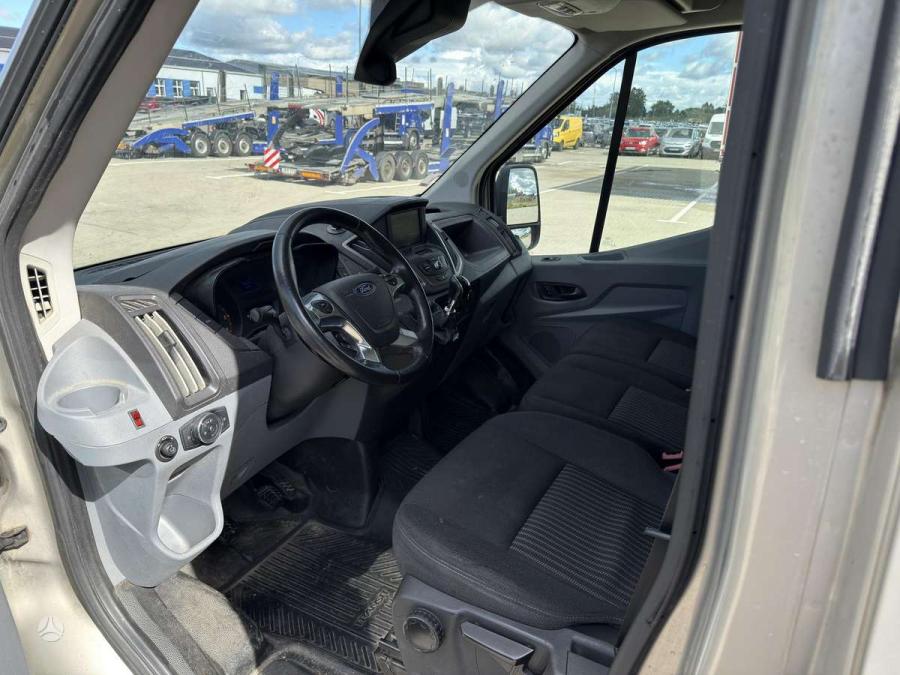 Brown Ford Transit 2016 in Taurage, with an engine capacity of 2.00 L and mileage of 347 thousand km for 6400 €, photo 10 on AUTOMOTO.COM.LV