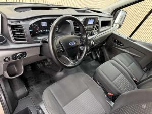 Brown Ford Transit 2019 in Marijampole, with an engine capacity of 2.00 L and mileage of 239 thousand km for 13200 €, photo 3 on AUTOMOTO.COM.LV