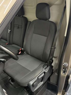 Brown Ford Transit 2019 in Marijampole, with an engine capacity of 2.00 L and mileage of 239 thousand km for 13200 €, photo 11 on AUTOMOTO.COM.LV