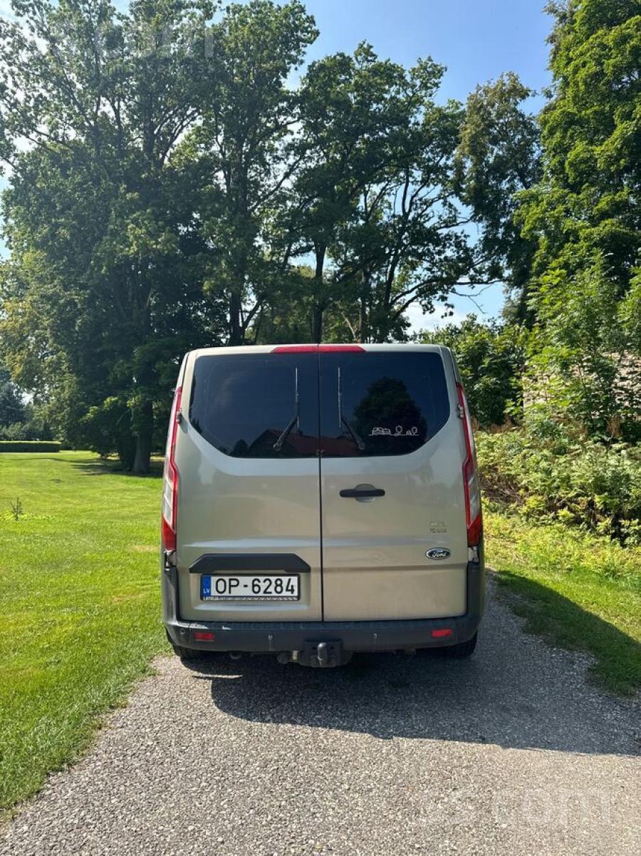 Brūns Ford Transit 2013 Rīga, ar dzinēja tilpumu 2.20 L un nobraukumu 325 tūkst. km par 6900 €, foto 3 vietnē AUTOMOTO.COM.LV