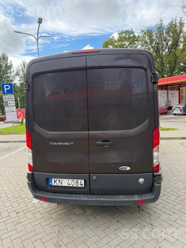Brūns Ford Transit 2015 Rīga, ar dzinēja tilpumu 2.20 L un nobraukumu 258 tūkst. km par 4840 €, foto 6 vietnē AUTOMOTO.COM.LV
