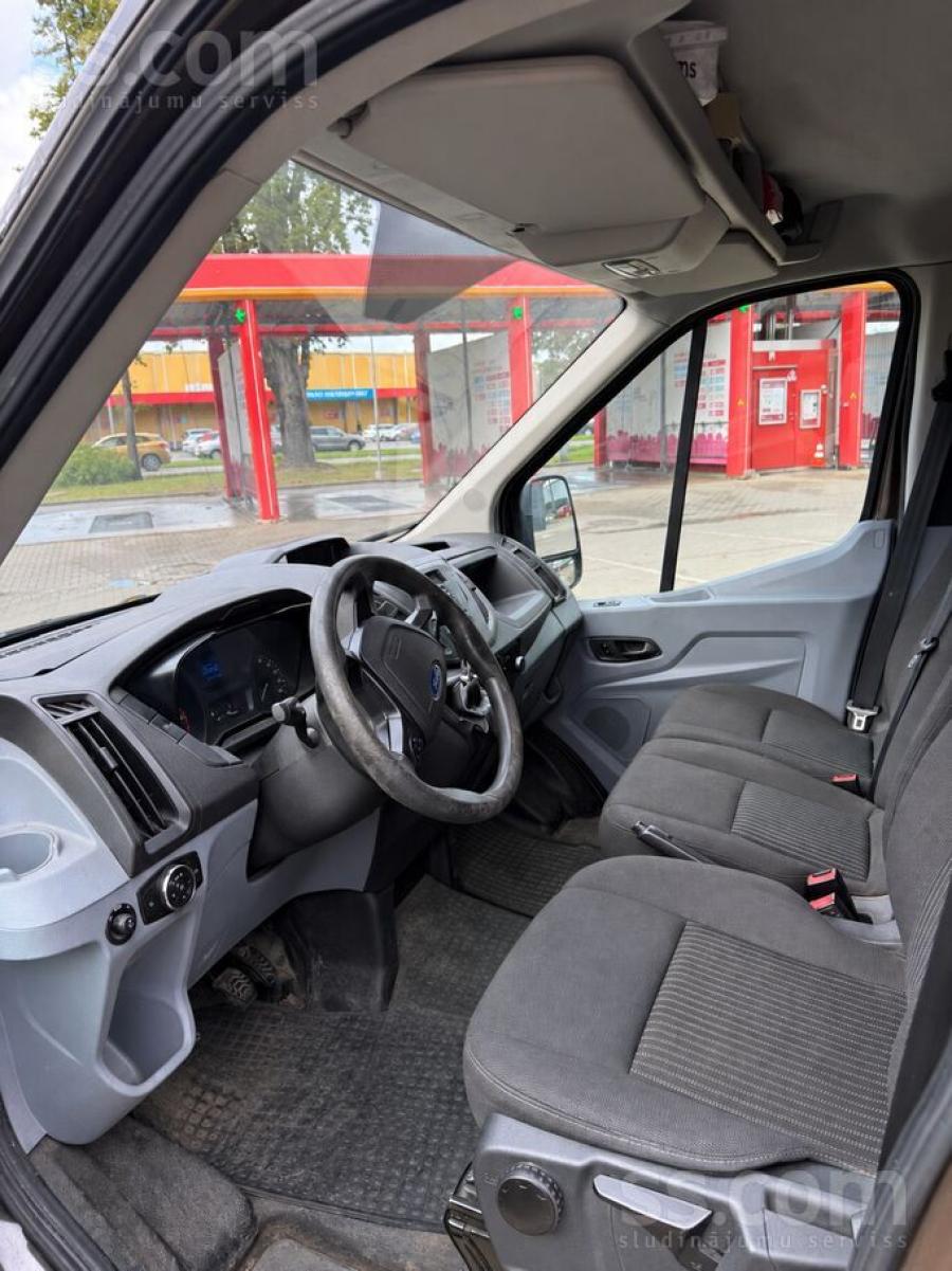 Brown Ford Transit 2015 in Riga, with an engine capacity of 2.20 L and mileage of 258 thousand km for 4840 €, photo 9 on AUTOMOTO.COM.LV