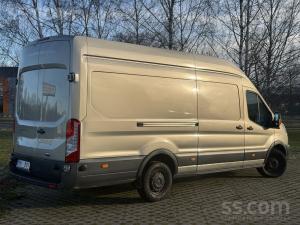 Brown Ford Transit 2016 in Riga, with an engine capacity of 2.00 L and mileage of 450 thousand km for 8499 €, photo 5 on AUTOMOTO.COM.LV
