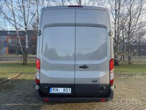 Brown Ford Transit 2016 in Riga, with an engine capacity of 2.00 L and mileage of 450 thousand km for 8499 €, photo 4 on AUTOMOTO.COM.LV