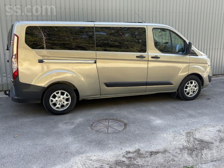 Brown Ford Transit 2013 in Jekabpils, with an engine capacity of 2.20 L and mileage of 325 thousand km for 7000 €, photo 4 on AUTOMOTO.COM.LV