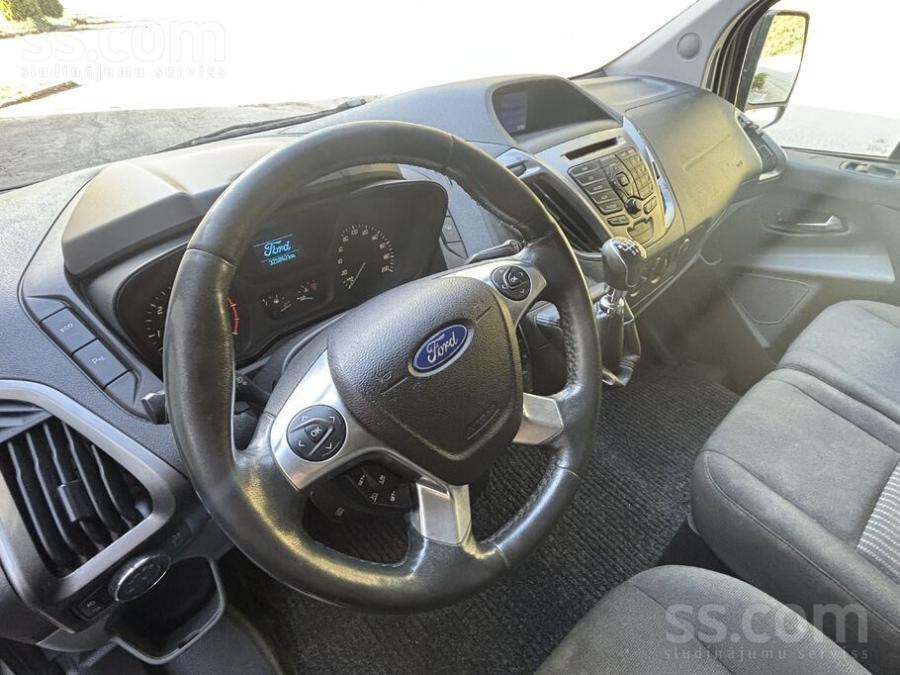 Brown Ford Transit 2013 in Jekabpils, with an engine capacity of 2.20 L and mileage of 325 thousand km for 7000 €, photo 13 on AUTOMOTO.COM.LV