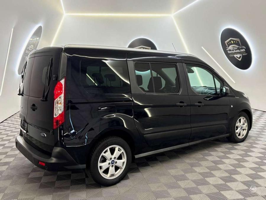 Black Ford Transit Connect 2022 in Marijampole, with an engine capacity of 1.50 L and mileage of 137 thousand km for 12750 €, photo 17 on AUTOMOTO.COM.LV