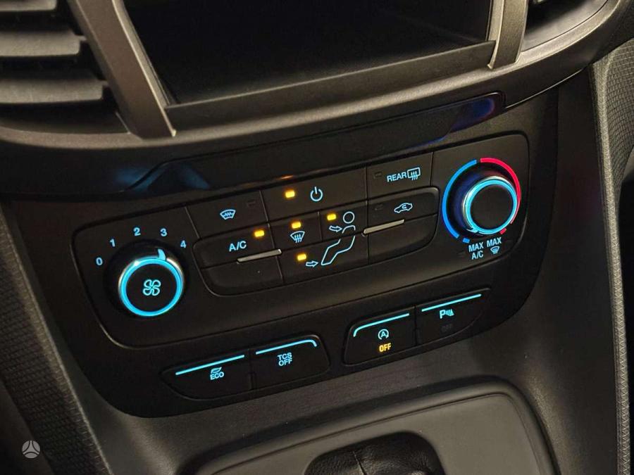 Melns Ford Transit Connect 2022 Marijampole, ar dzinēja tilpumu 1.50 L un nobraukumu 137 tūkst. km par 12750 €, foto 21 vietnē AUTOMOTO.COM.LV
