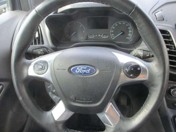 Black Ford Transit Connect 2022 in Vilnius, with an engine capacity of 1.50 L and mileage of 116 thousand km for 16930 €, photo 10 on AUTOMOTO.COM.LV