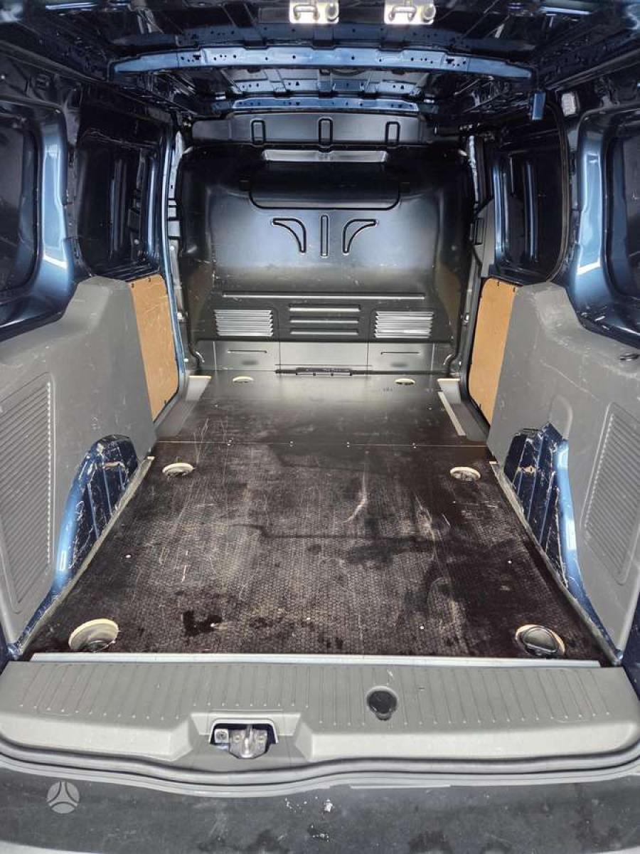 Blue Ford Transit Connect 2022 in Taurage, with an engine capacity of 1.00 L and mileage of 152 thousand km for 8700 €, photo 13 on AUTOMOTO.COM.LV