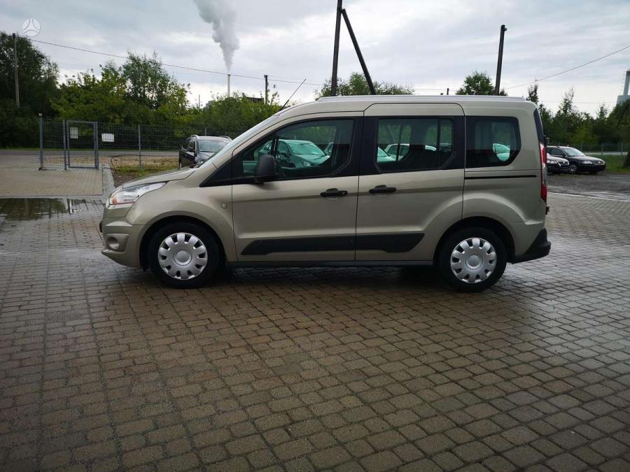 Brown Ford Transit Connect 2015 in Radviliskis, with an engine capacity of 1.56 L and mileage of 133 thousand km for 6850 €, photo 3 on AUTOMOTO.COM.LV