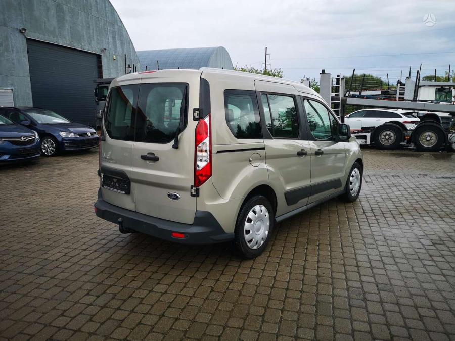 Brown Ford Transit Connect 2015 in Radviliskis, with an engine capacity of 1.56 L and mileage of 133 thousand km for 6850 €, photo 7 on AUTOMOTO.COM.LV