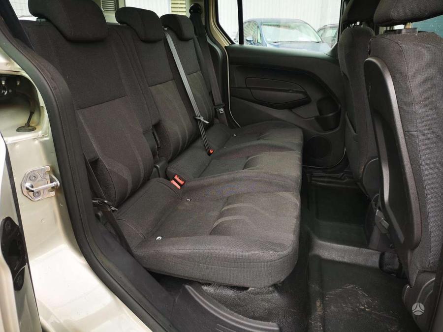 Brown Ford Transit Connect 2015 in Radviliskis, with an engine capacity of 1.56 L and mileage of 133 thousand km for 6850 €, photo 14 on AUTOMOTO.COM.LV