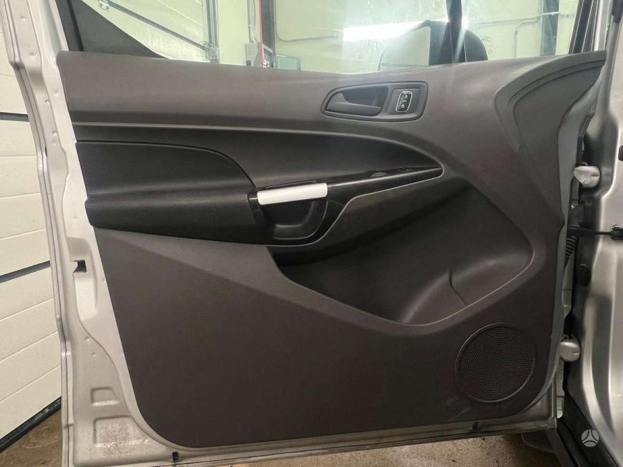 Grey Ford Transit Connect 2019 in Vilnius, with an engine capacity of 1.50 L and mileage of 132 thousand km for 9922 €, photo 12 on AUTOMOTO.COM.LV