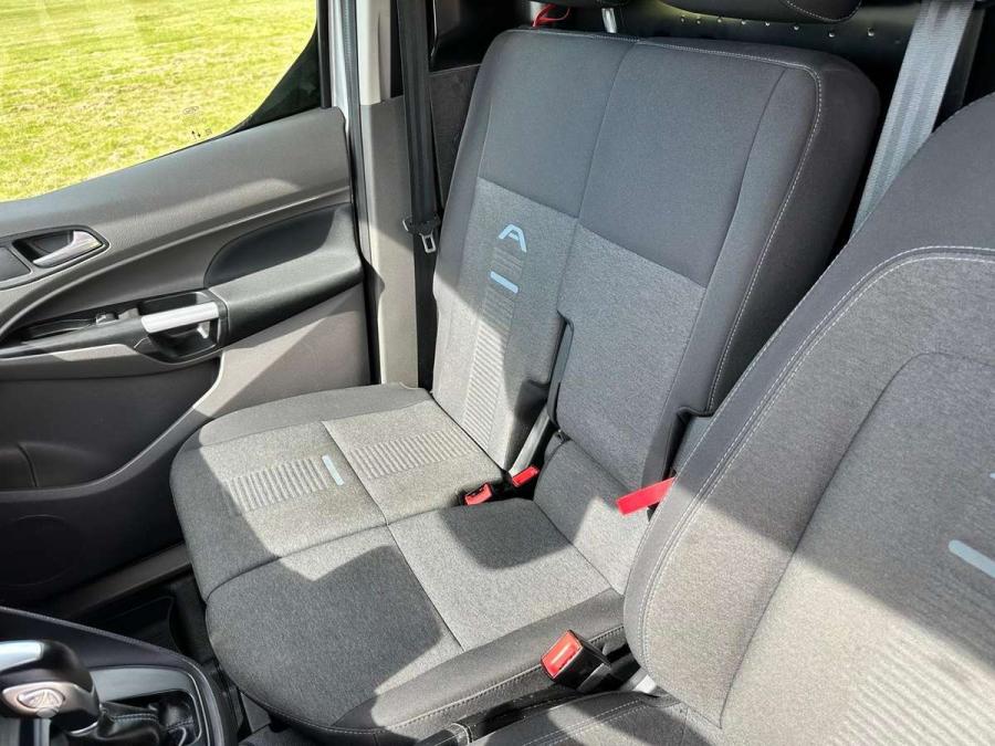 Pelēks Ford Transit Connect 2021 Rokiškis, ar dzinēja tilpumu 1.50 L un nobraukumu 367 tūkst. km par 4650 €, foto 28 vietnē AUTOMOTO.COM.LV