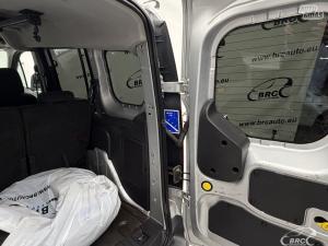 Pelēks Ford Transit Connect 2017 Avižieniai, ar dzinēja tilpumu 1.50 L un nobraukumu 294 tūkst. km par 5900 €, foto 37 vietnē AUTOMOTO.COM.LV
