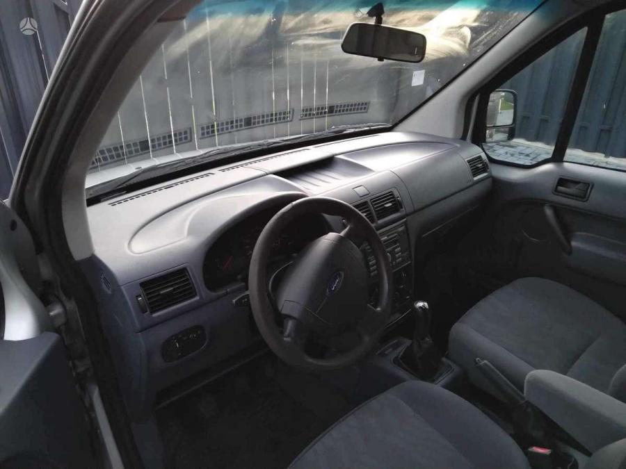 Grey Ford Transit Connect 2007 in Vilnius, with an engine capacity of 1.75 L and mileage of 430 thousand km for 1500 €, photo 8 on AUTOMOTO.COM.LV