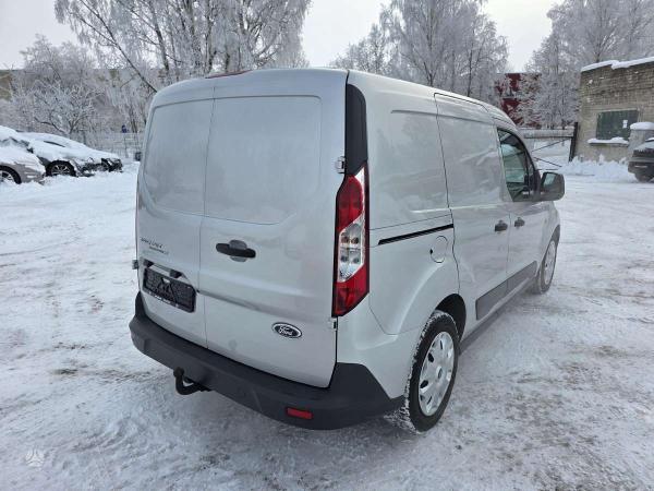 Pelēks Ford Transit Connect 2016 Telšiai, ar dzinēja tilpumu 1.56 L un nobraukumu 245 tūkst. km par 6200 €, foto 3 vietnē AUTOMOTO.COM.LV