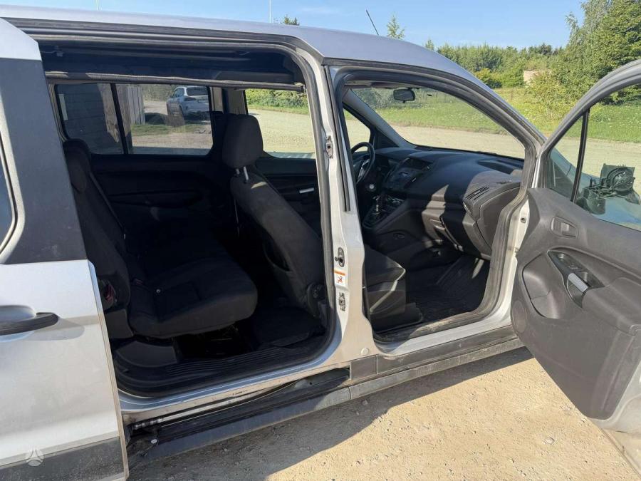 Pelēks Ford Transit Connect 2017 Šauļi, ar dzinēja tilpumu 1.50 L un nobraukumu 289 tūkst. km par 3650 €, foto 12 vietnē AUTOMOTO.COM.LV