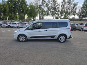 Grey Ford Transit Connect 2019 in Marijampole, with an engine capacity of 1.50 L and mileage of 246 thousand km for 8200 €, photo 9 on AUTOMOTO.COM.LV