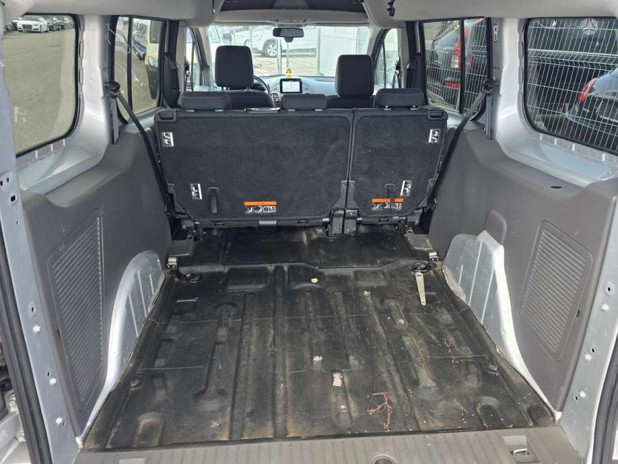 Grey Ford Transit Connect 2019 in Marijampole, with an engine capacity of 1.50 L and mileage of 246 thousand km for 8200 €, photo 23 on AUTOMOTO.COM.LV