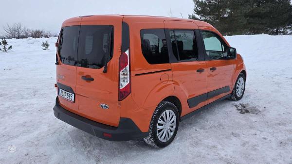 Orange Ford Transit Connect 2016 in Klaipeda, with an engine capacity of 1.60 L and mileage of 276 thousand km for 4990 €, photo 4 on AUTOMOTO.COM.LV