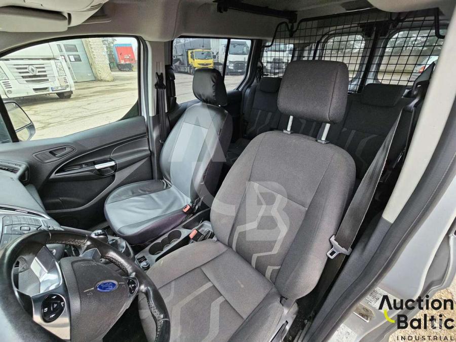 Ford Transit Connect 2018 Kauņa, ar dzinēja tilpumu 1.50 L un nobraukumu 283 tūkst. km par 5000 €, foto 7 vietnē AUTOMOTO.COM.LV