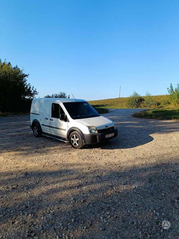 Balts Ford Transit Connect 2004 Ukmergė, ar dzinēja tilpumu 1.80 L un nobraukumu 3845 tūkst. km par 1300 €, foto 5 vietnē AUTOMOTO.COM.LV