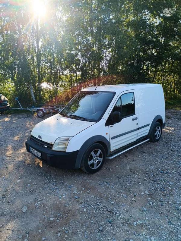Balts Ford Transit Connect 2004 Ukmergė, ar dzinēja tilpumu 1.80 L un nobraukumu 3845 tūkst. km par 1300 €, foto 6 vietnē AUTOMOTO.COM.LV