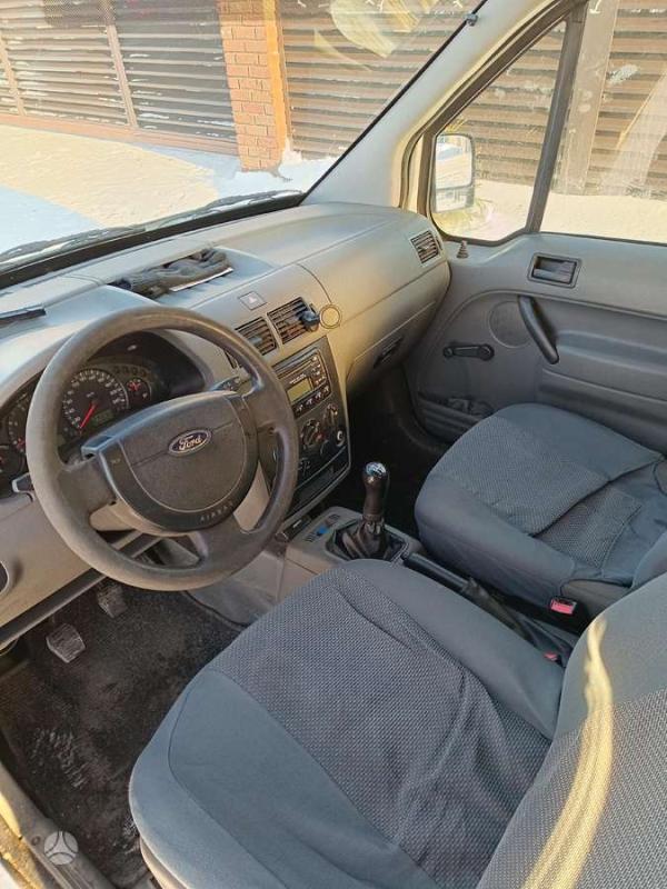 Balts Ford Transit Connect 2004 Ukmergė, ar dzinēja tilpumu 1.80 L un nobraukumu 3845 tūkst. km par 1300 €, foto 8 vietnē AUTOMOTO.COM.LV
