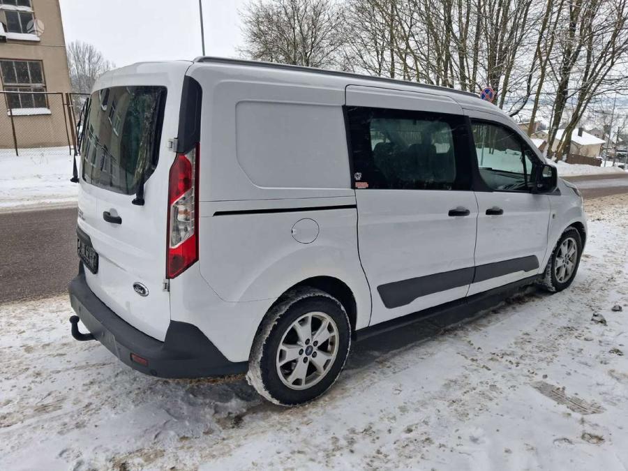 White Ford Transit Connect 2015 in Raseiniai, with an engine capacity of 1.50 L and mileage of 186 thousand km for 4400 €, photo 4 on AUTOMOTO.COM.LV