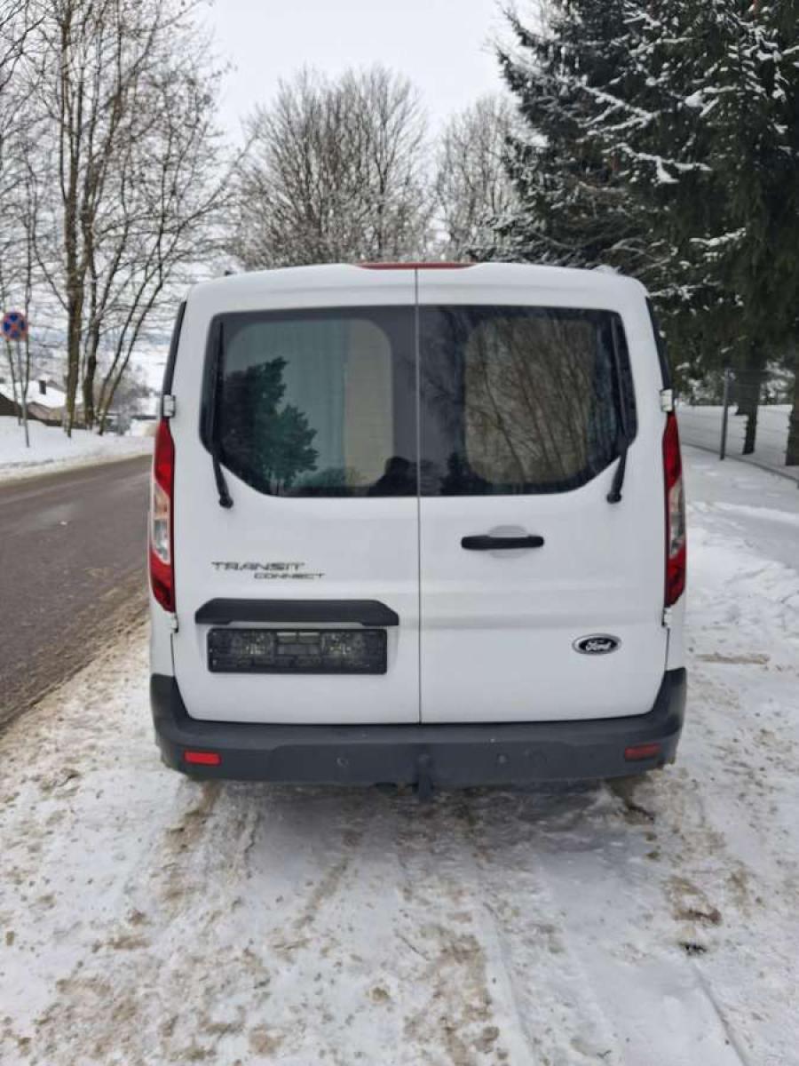 White Ford Transit Connect 2015 in Raseiniai, with an engine capacity of 1.50 L and mileage of 186 thousand km for 4400 €, photo 6 on AUTOMOTO.COM.LV