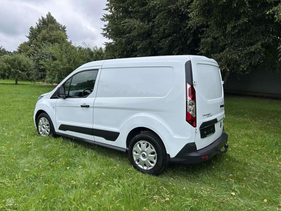 Balts Ford Transit Connect 2015 Kretinga, ar dzinēja tilpumu 1.56 L un nobraukumu 134 tūkst. km par 5850 €, foto 5 vietnē AUTOMOTO.COM.LV