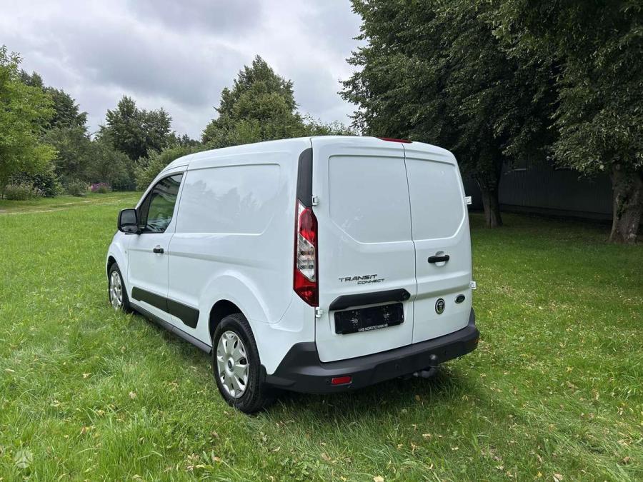 Balts Ford Transit Connect 2015 Kretinga, ar dzinēja tilpumu 1.56 L un nobraukumu 134 tūkst. km par 5850 €, foto 6 vietnē AUTOMOTO.COM.LV