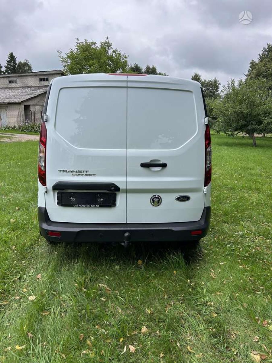 Balts Ford Transit Connect 2015 Kretinga, ar dzinēja tilpumu 1.56 L un nobraukumu 134 tūkst. km par 5850 €, foto 7 vietnē AUTOMOTO.COM.LV