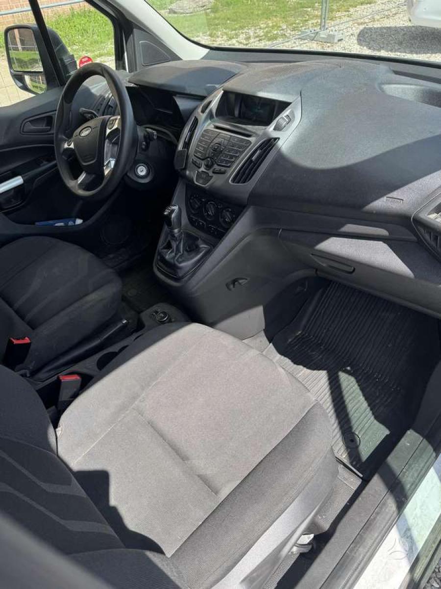 White Ford Transit Connect 2018 in Klaipeda, with an engine capacity of 1.50 L and mileage of 309 thousand km for 5082 €, photo 6 on AUTOMOTO.COM.LV