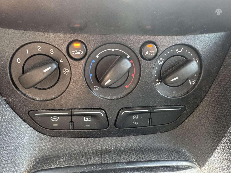 Balts Ford Transit Connect 2018 Klaipėda, ar dzinēja tilpumu 1.50 L un nobraukumu 309 tūkst. km par 3900 €, foto 12 vietnē AUTOMOTO.COM.LV