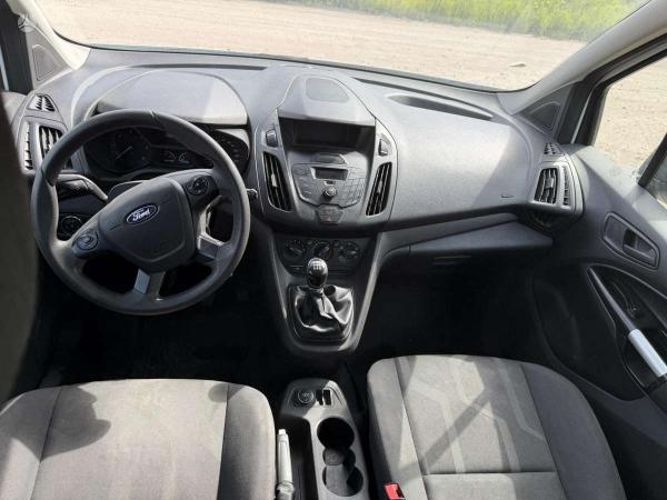 White Ford Transit Connect 2018 in Kaunas, with an engine capacity of 1.50 L and mileage of 397 thousand km for 2400 €, photo 6 on AUTOMOTO.COM.LV